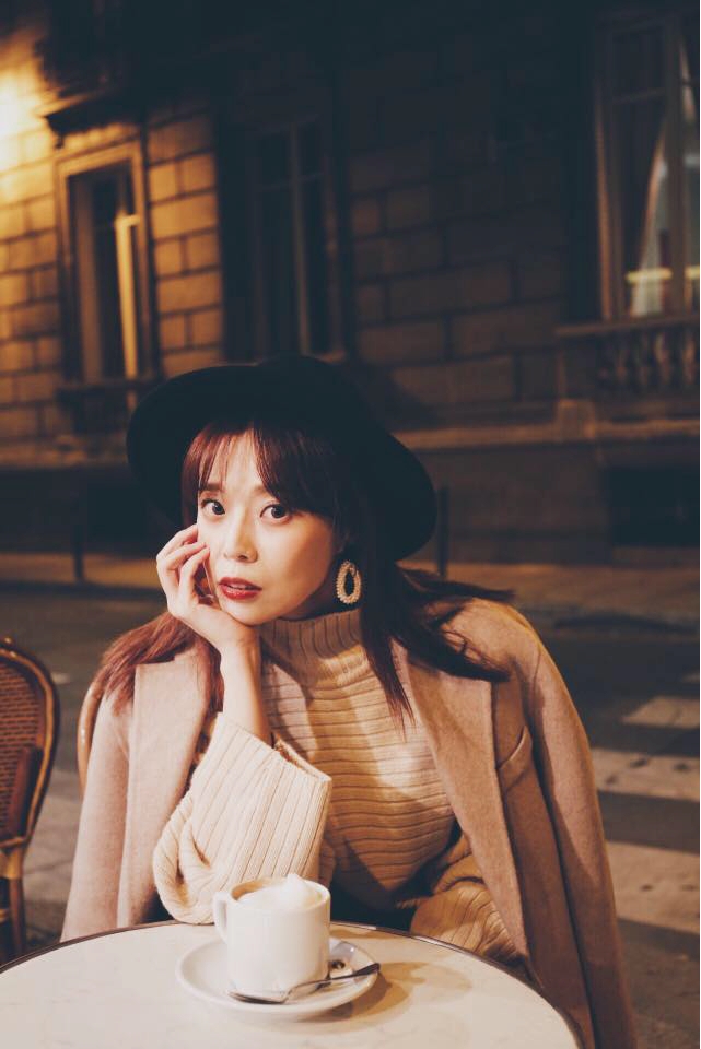 Liv Yang - A girl should be two things: classy and fabulous.